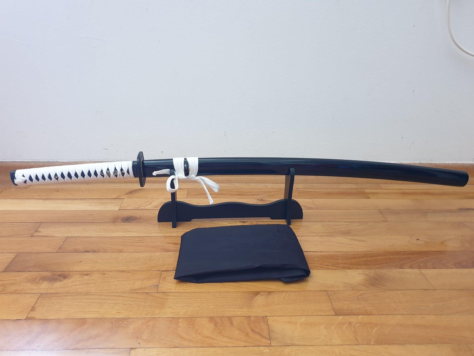 Katana Mask 1060 carbon +STALAK – kick-ass.eu
